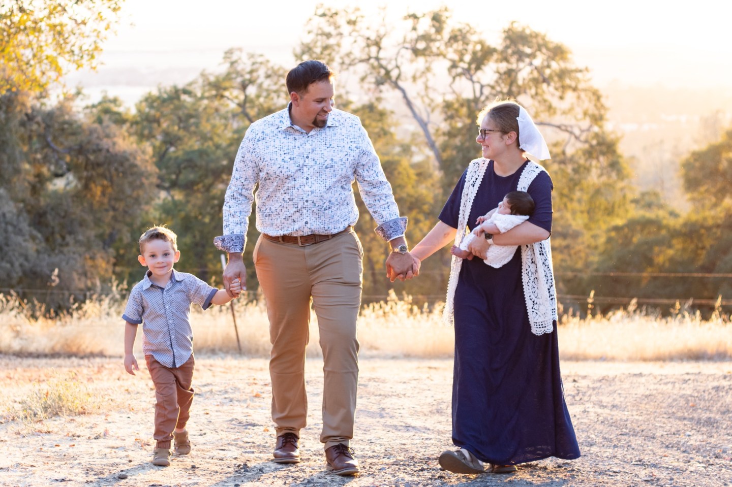 Carlon & Laurie [family photos] – Scattering Sunlight