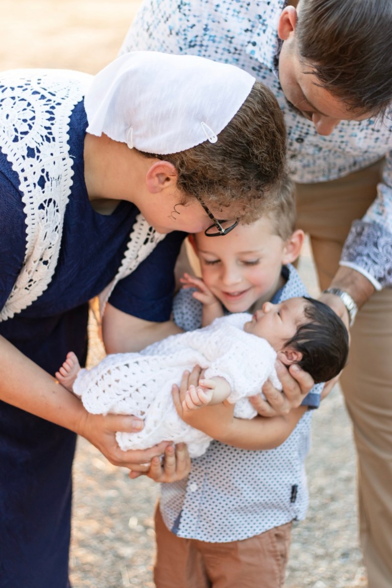 Carlon & Laurie [family photos] – Scattering Sunlight