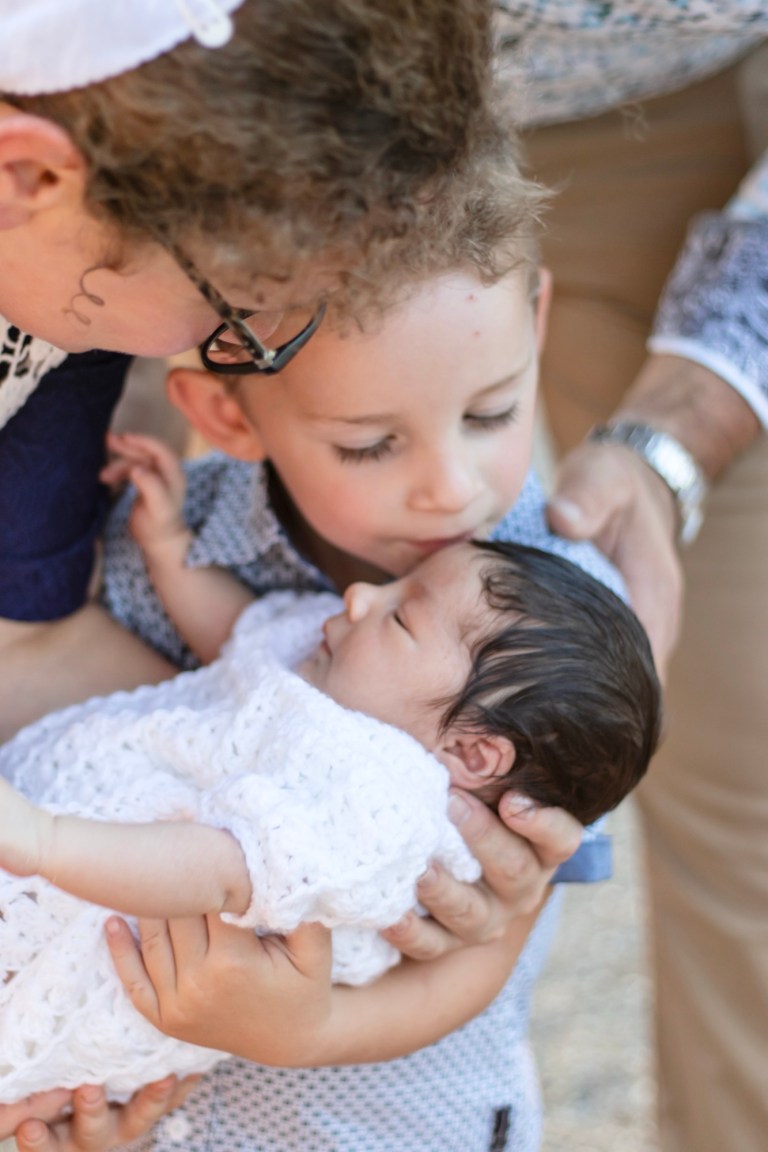 Carlon & Laurie [family photos] – Scattering Sunlight
